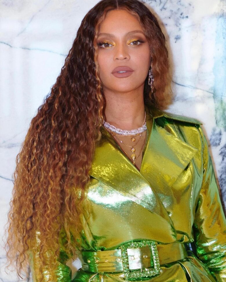 La diva Beyonce habillée par le styliste tunisien aux doigts de fée Ali ...